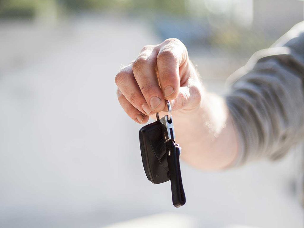 Renda de R$ 2.500: quais carros cabem no orçamento? - Guru dos Carros