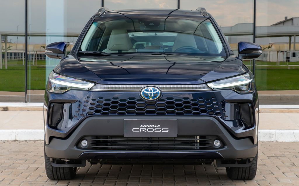 Vale a pena trocar um Corolla Cross XRX 2025 por um Song Plus 2026? - Guru dos Carros