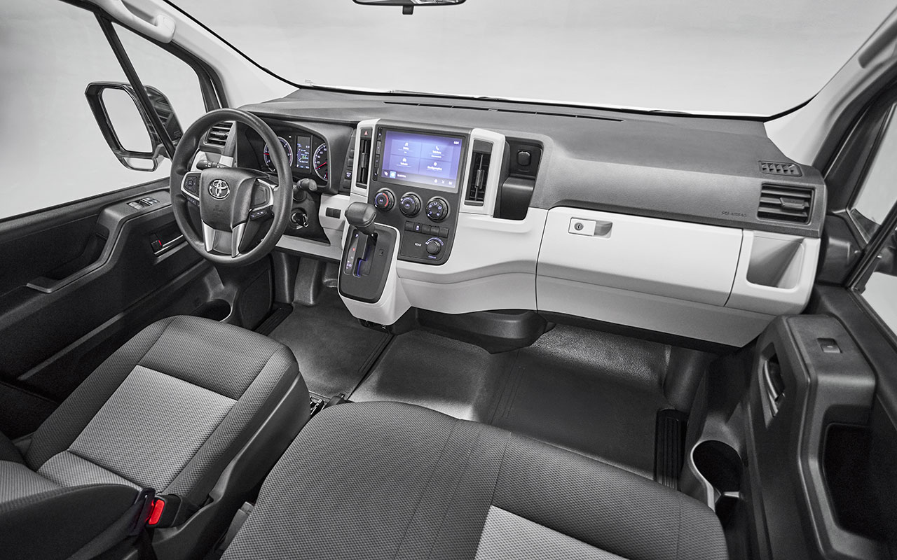 Toyota Hiace estreia no Brasil e inaugura presença da marca no mercado ...